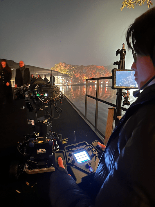 Chanel's secret weapon: the camera system you didn't see - Motion ...