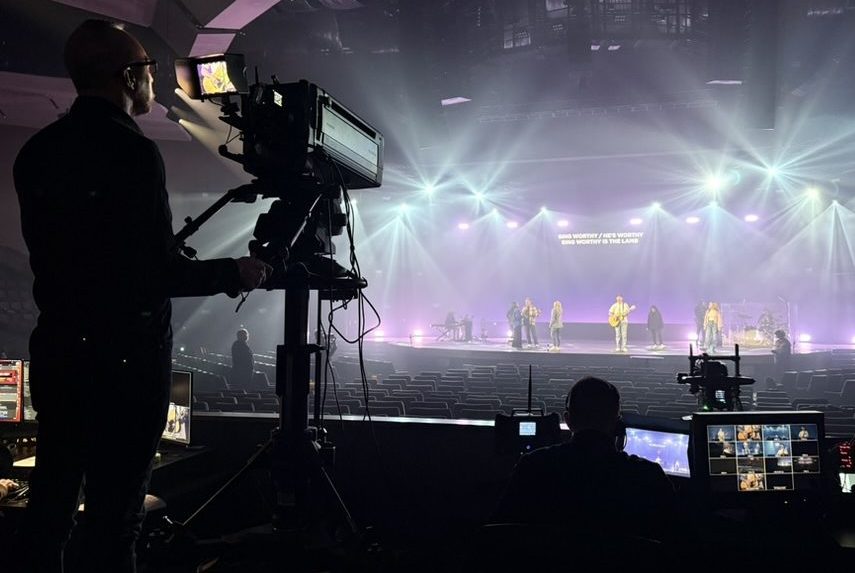 AGITO FINDS FAITH IN U.S MEGA CHURCHES - Motion Impossible